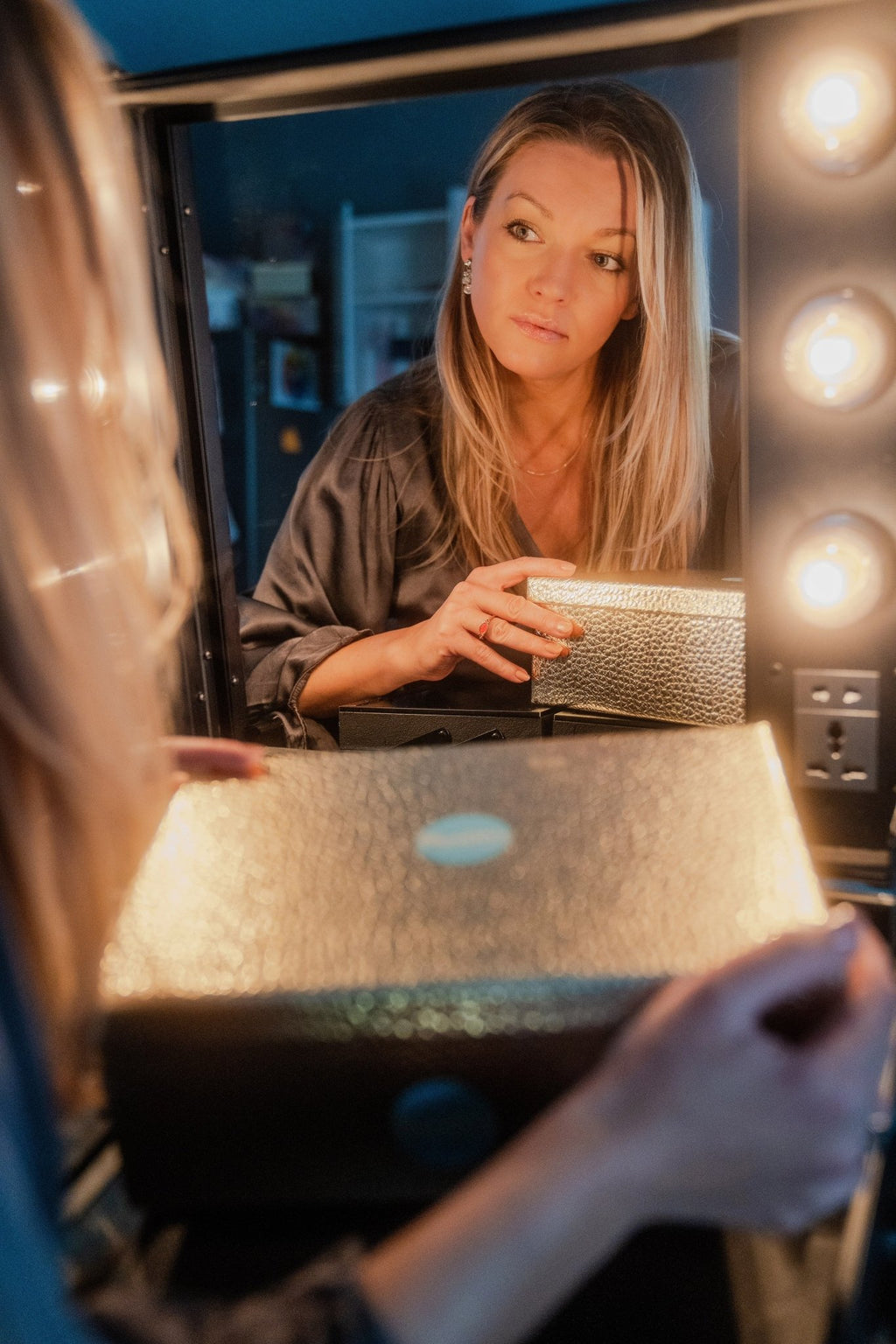 Die GOLDENE BOX - Dein komplettes Set zum Haare selber machen – BLONDIYS